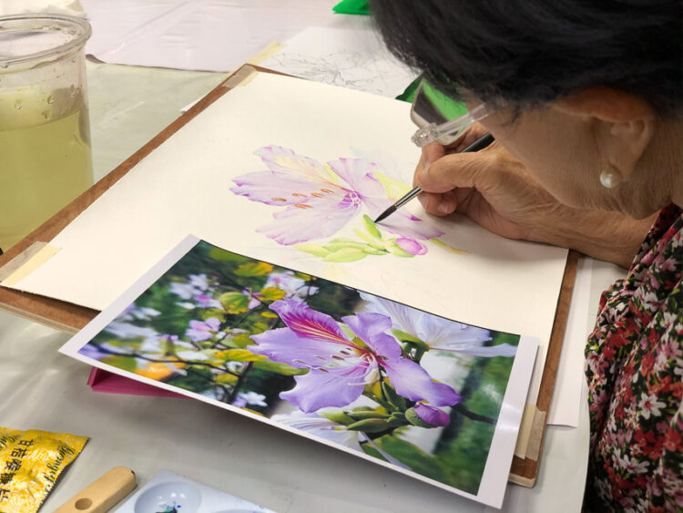 OPPY โรงเรียนกวดวิชาผู้สูงวัยที่สอนตั้งแต่ถ่ายภาพ แต่งรูป จนกำกับและตัดต่อหนังสั้น - The Cloud