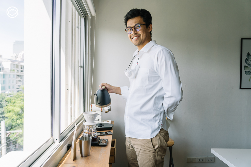 ฟูอาดี้ พิศสุวรรณ ทำความเข้าใจการเมืองและสังคมไทยผ่านบทบาทนักพัฒนากาแฟ