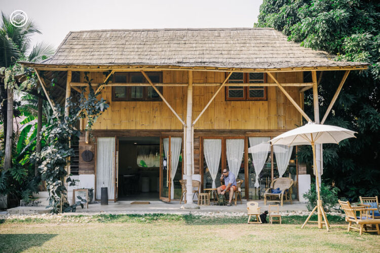 Din Cafe คาเฟ่บ้านดินกึ่งไม้แสนอบอุ่น ในเรือนหอสถาปนิก-เภสัชกรเชียงใหม่ - The Cloud