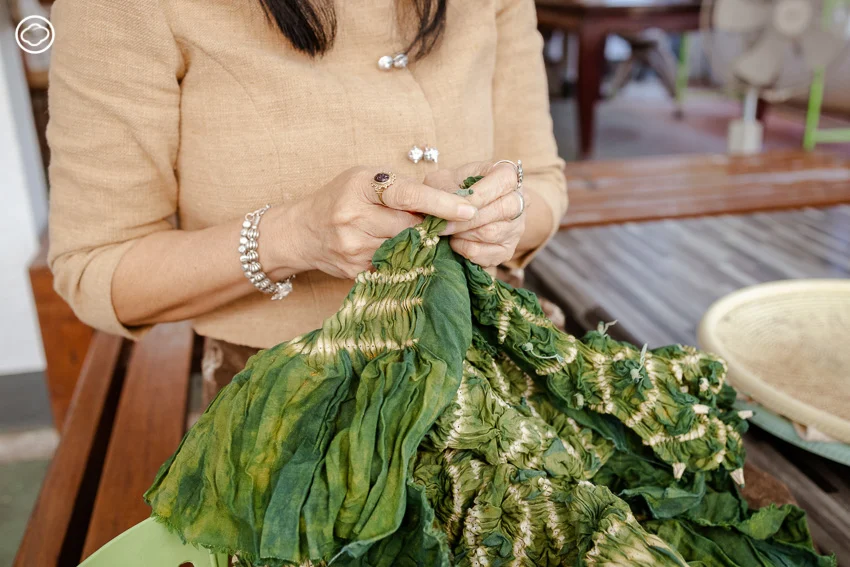 Mantra Crafts ผ้าสีธรรมชาติที่ใช้เทคนิคอินเดีย ญี่ปุ่น ไทย ฟื้นฝ้าย จ. ...