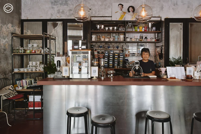 Mother Roaster ร้านกาแฟที่เจ้าของอายุ 70 ขายกาแฟดำล้วน และมีพนักงานเป็น ...