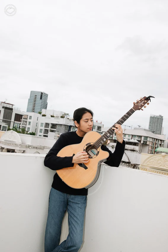 เพศ ตัวตน และบทเพลงของ sarah salola นักดนตรีที่จริงใจกับความฝันตัวเองเสมอมา