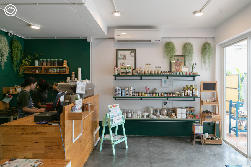 Free Bird Cafe คาเฟ่ย่านนิมมานฯ ที่ช่วยเหลือผู้ลี้ภัยพม่าและชาวฉานผ่าน ...