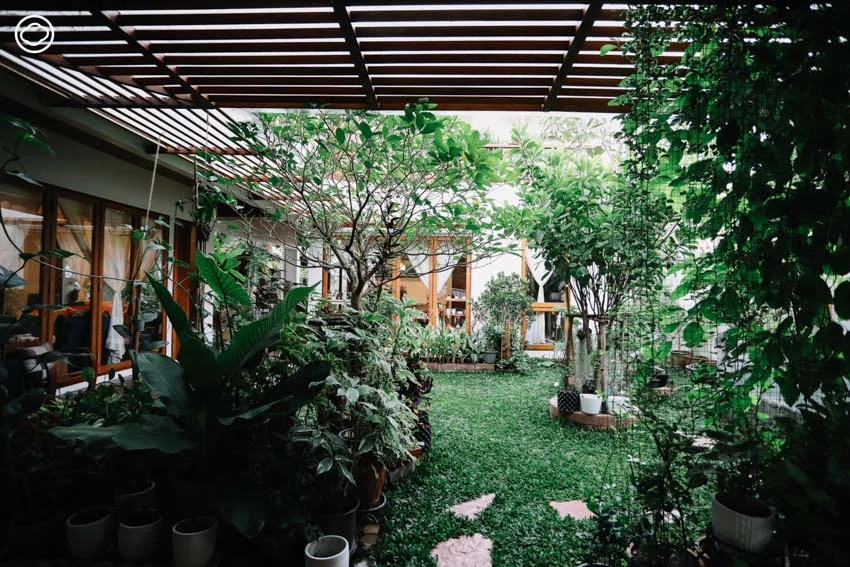 Likay House บ้านของคนเล่นลิเก รักลิเก และทำบ้านเป็นฉากชีวิตให้เล่นสนุก ...