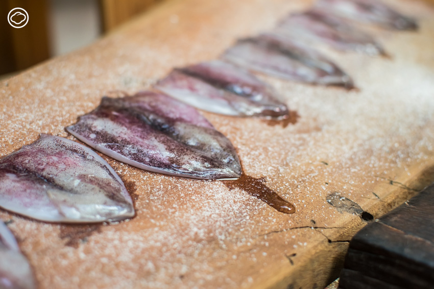 สอนทำ ‘หมึกร้า’ (Ika Shiokara) กับแกล้มแก้ล้าไว้ฉลองปีใหม่