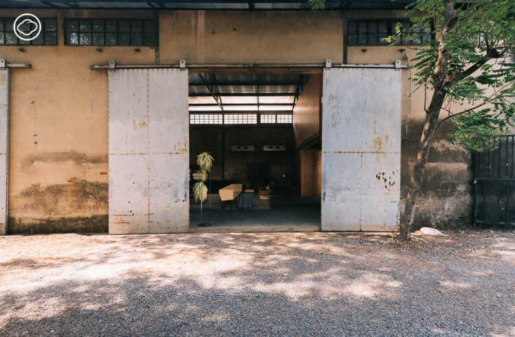 Craftsman Roastery and Brew Bar ร้านอาหาร-บาร์กาแฟ-โรงคั่ว ในตึกโรงกลึง ...