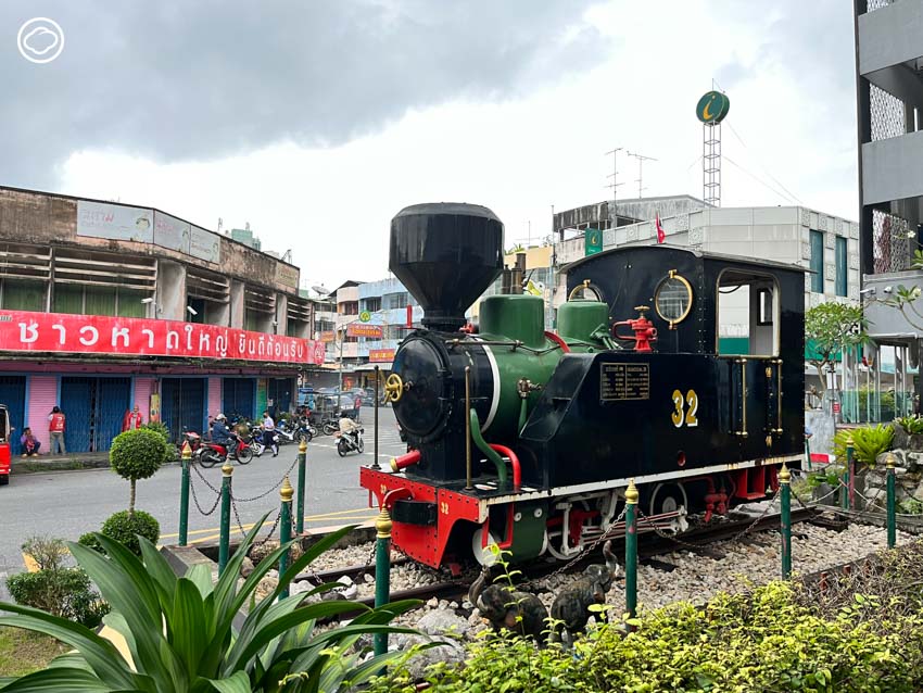 ลิ้มรสหาดใหญ่ผ่าน ‘มันเดือย’ ขนมหวานร้านข้างทางที่บรรจุประวัติศาสตร์เมืองไว้เต็มแก้ว