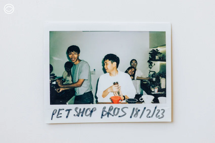 Pet Shop Bar บาร์ของคนรักกาแฟ และเพ็ตช็อปย่านลาซาลที่ตั้งใจเชื่อมโลกของ ...