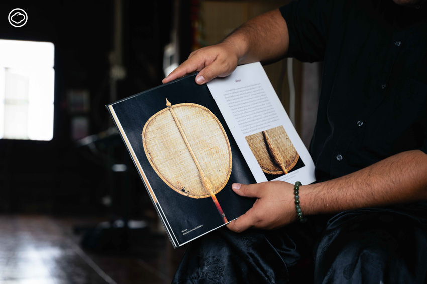 นพพล นุชิตประสิทธิชัย ช่างเขียนตาลปัตรที่อนุรักษ์และสร้างสรรค์ตาลปัตร ...