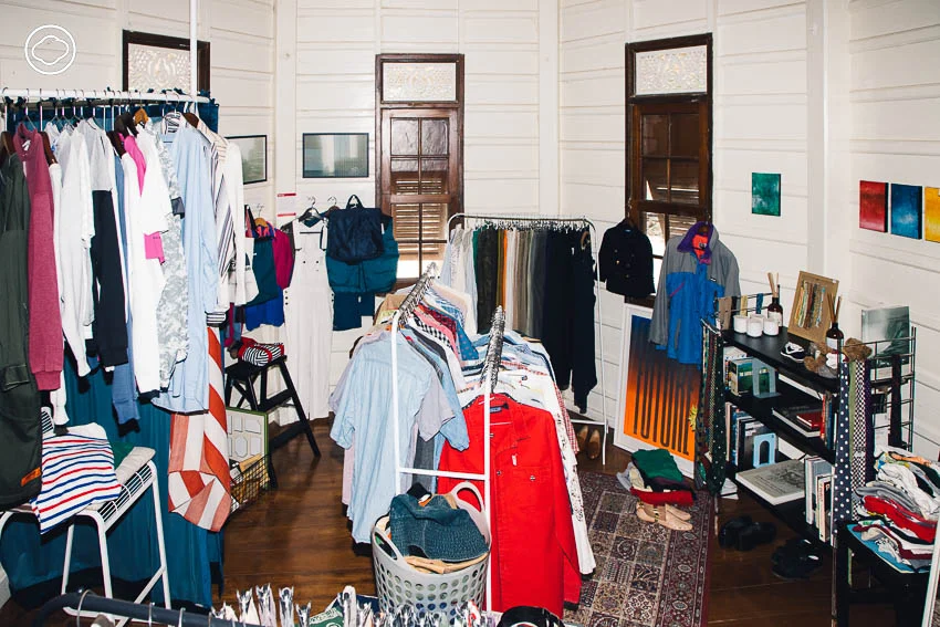 Rugged Rough คลังเสื้อผ้าเก่าแต่เก๋าของเนิร์ดสายแฟชั่น ในอาคารไม้อายุ ...