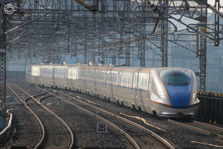 แชร์วิธีขึ้นรถไฟชานเมืองญี่ปุ่นในตู้คนน้อย และที่นั่งไหนในชินคันเซ็นนั่งสบายสุด