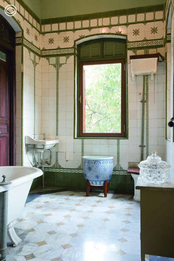 สำรวจพระตำหนักใหญ่ วังสระปทุม ที่ประทับสไตล์นีโอคลาสสิกของพระอัยยิกาใน ...