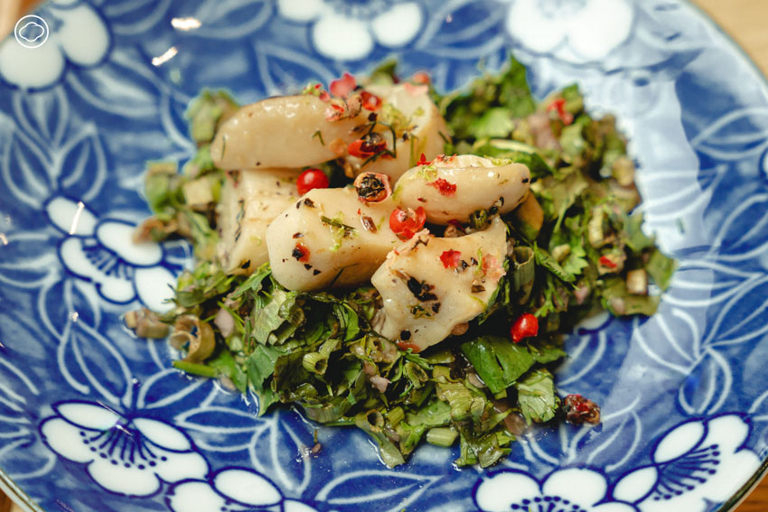 OmakaHed ร้านอาหารในฟาร์มเห็ดของลุงรีย์ที่แล่เห็ดส่วนต่าง ๆ มาปรุงให้อร่อยแทนเนื้อสัตว์