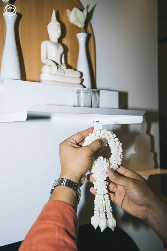 MOREOVER ของแต่งบ้านแบรนด์ไทยที่อยู่รอดได้ด้วยกระดานบอร์ดเหล็ก หิ้งพระ ...