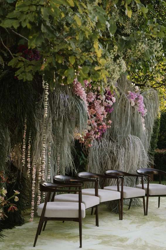 PHKA สตูดิโอสร้างชีวิตให้พื้นที่-ผู้คนผ่านการจัดวางดอกไม้กับการขยายสาขา ...